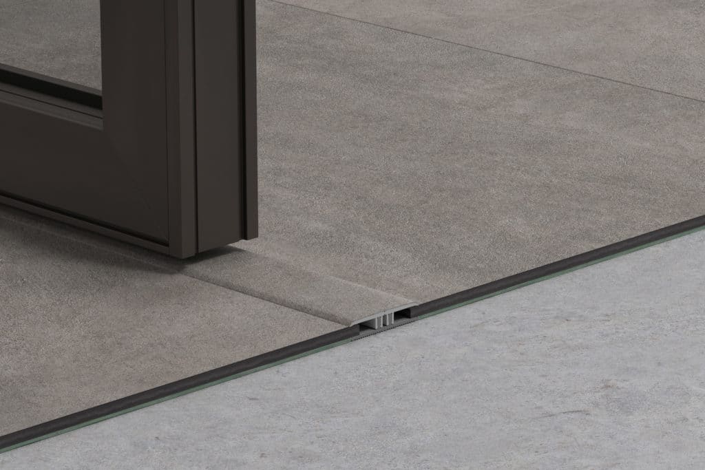 Pergo Podlahový profil Incizo 5-in-1 Dark Grey Concrete - Bausad.sk